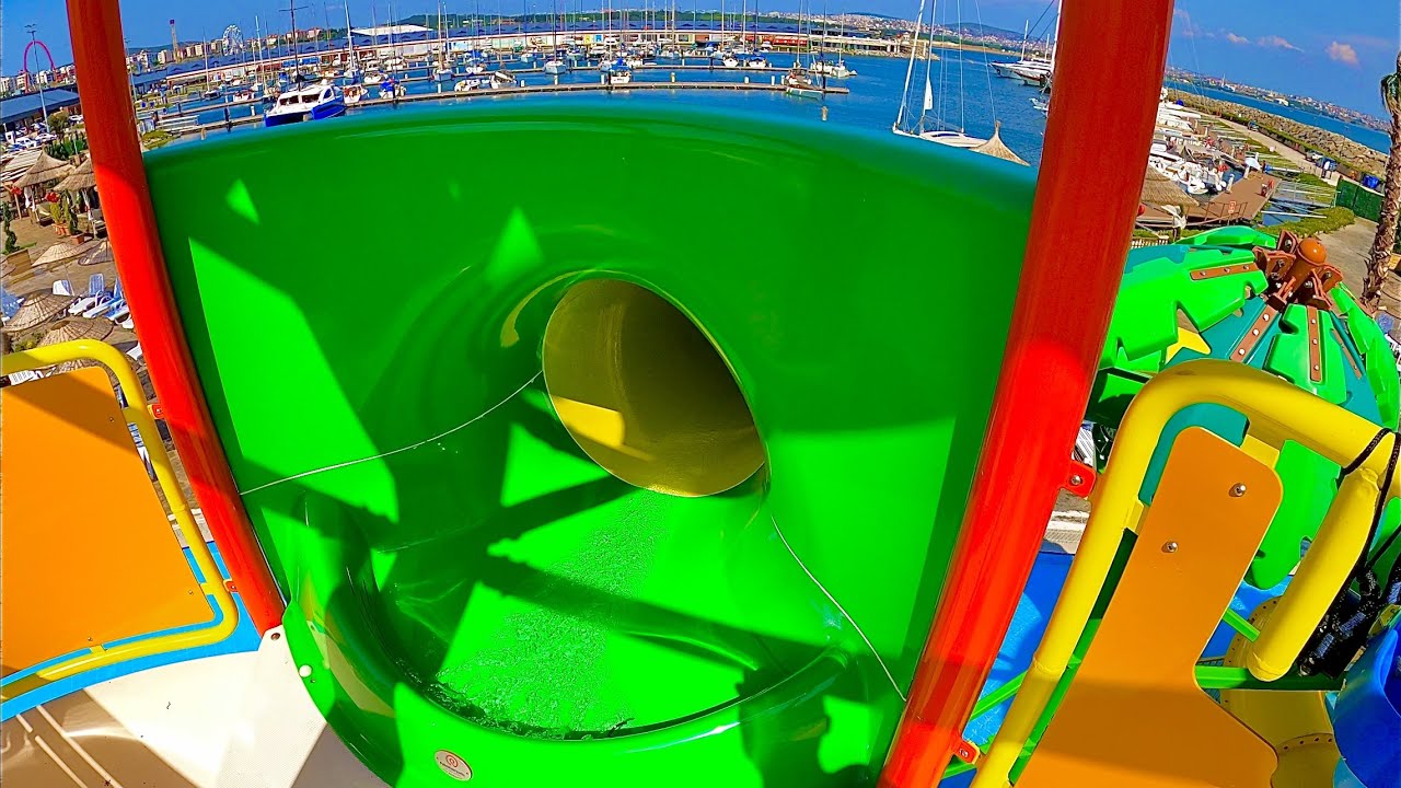 Dark Hole Water Slide at Marina Aquapark Waterland - YouTube