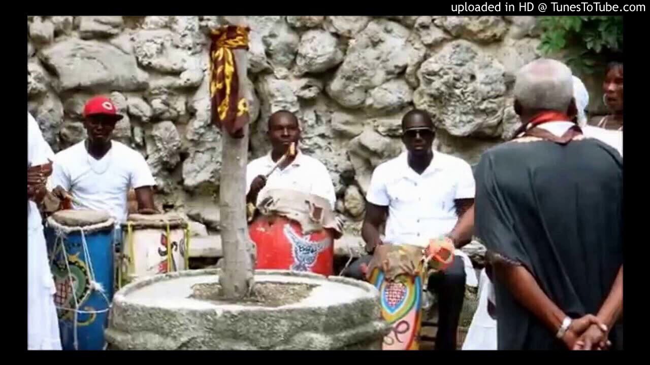 Haitian Voodoo-Belekou ayizan - YouTube
