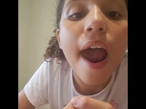 PROVANDO UM CHOLATE QUE ESPLODE NA BOCA!!!