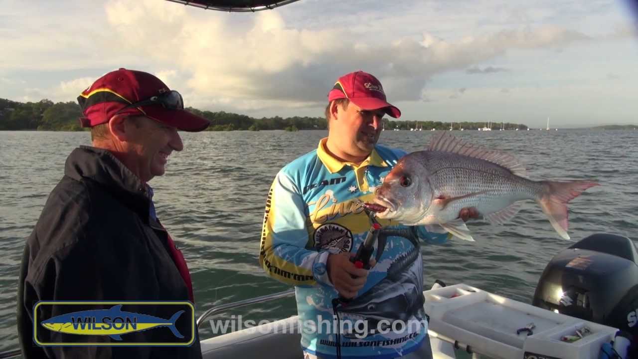 How to catch snapper on a lure - YouTube