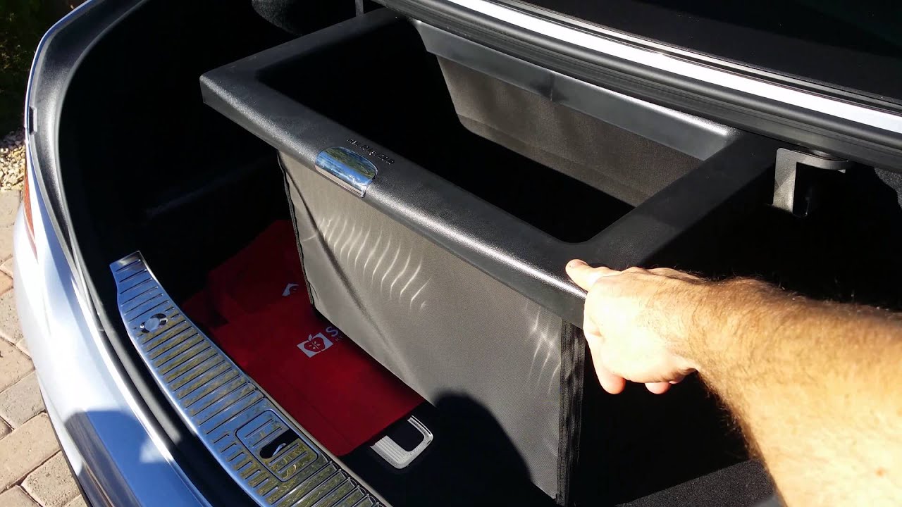 Mercedes Magic Trunk Bag - YouTube