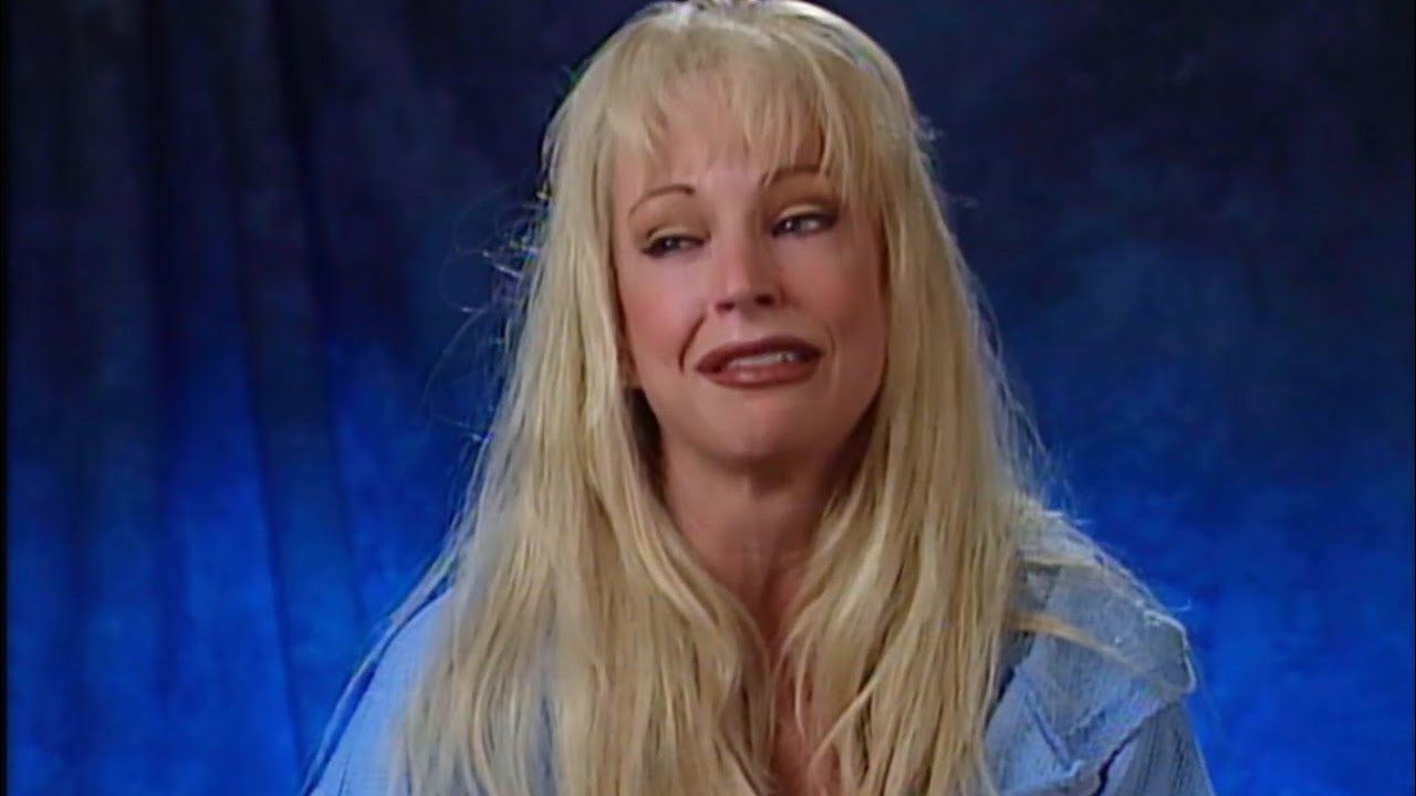 Debra & Shane McMahon Remembers Owen Hart: WWF Raw Is War May 24, 1999 ...