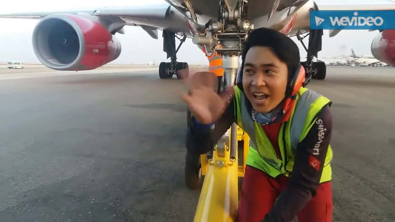Swissport Ramp Handling Riyadh - YouTube