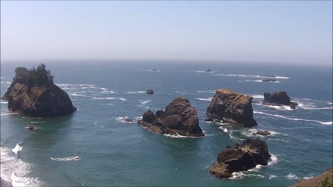 Windy Point / Arch Rock, Oregon Coast - YouTube