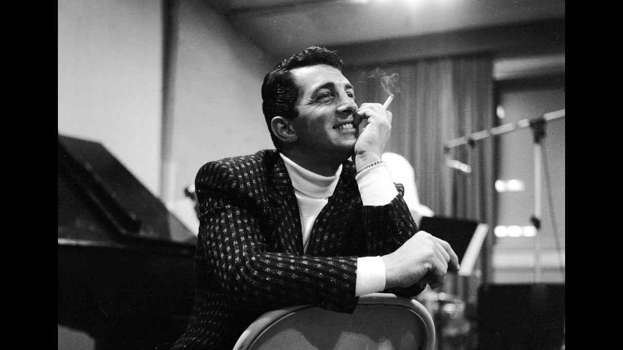 'That's Amore' - Dean Martin (1953) - YouTube