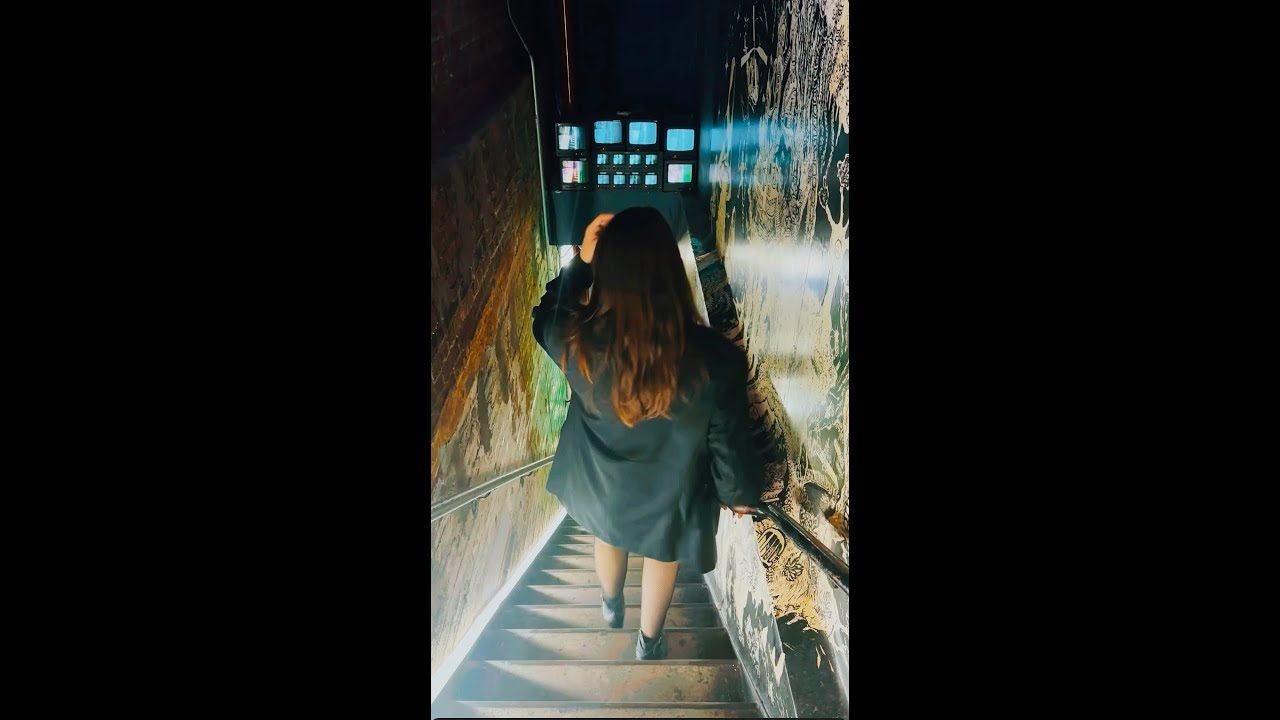 Lauren Ritter "Antigone" [Vertical Video] - YouTube