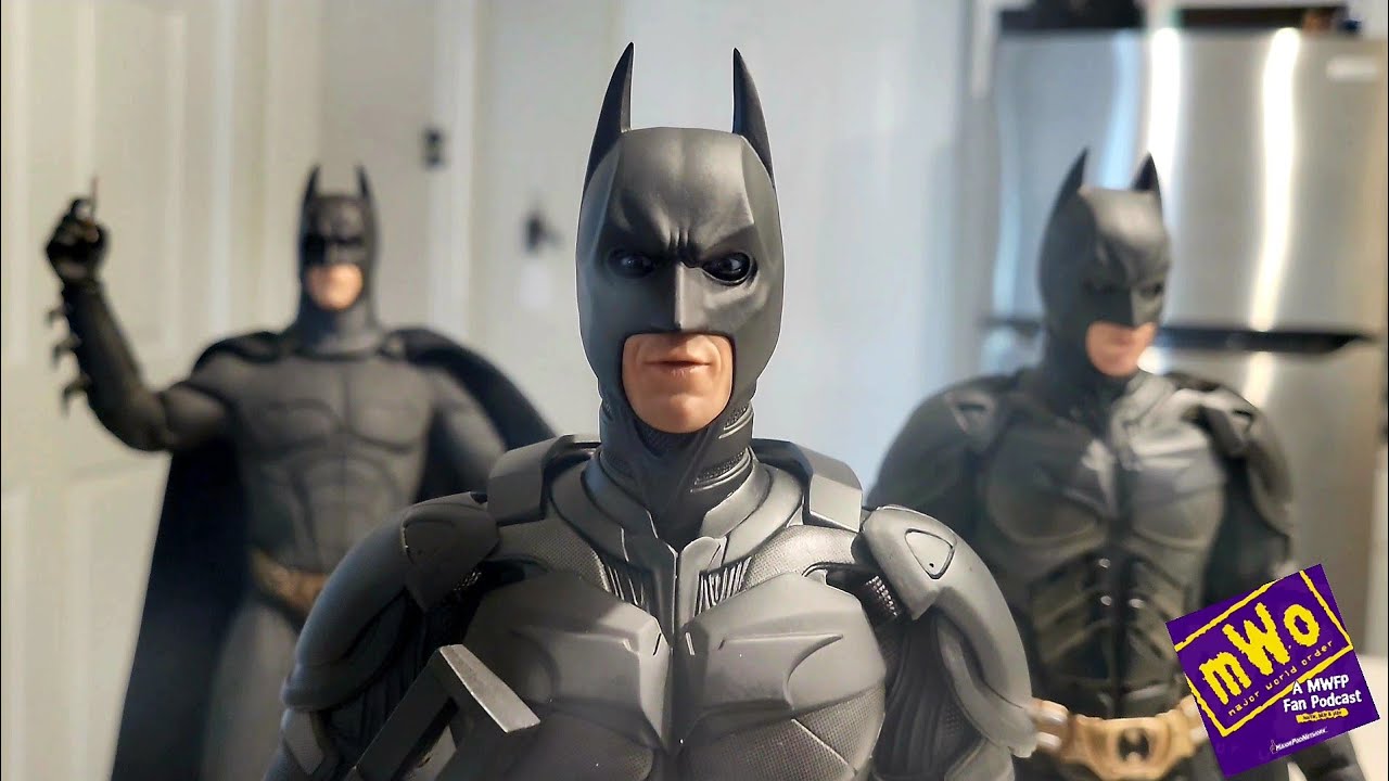 Jake Unboxes Hot Toys Dark Knight Batman DX02 - YouTube