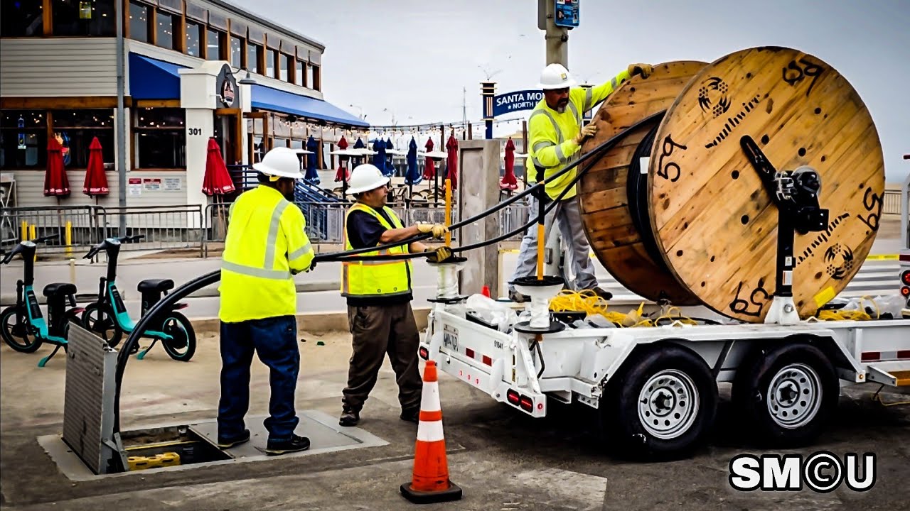 𝗣𝗜𝗘𝗥 𝗣𝗢𝗪𝗘𝗥 𝗣𝗨𝗟𝗟: Crews Thread New Electrical Cables Beneath Pier Ahead ...