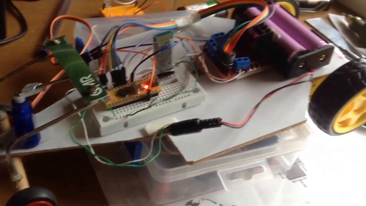 RC Carro Arduino servomotor con control celular via bluetooth. - YouTube