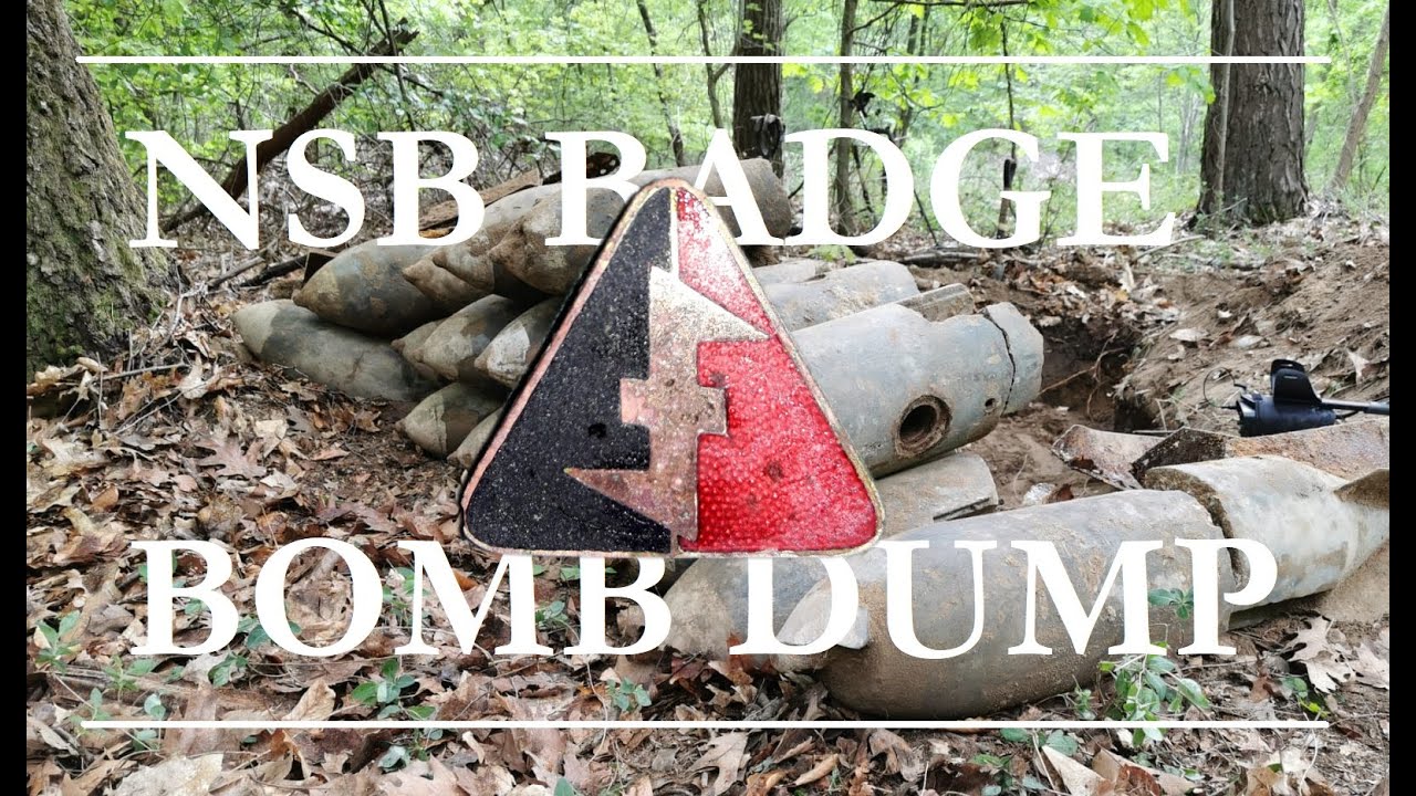 RARE DUTCH NSB BADGE! [WW2 Metal Detecting] Concrete bomb dump - YouTube