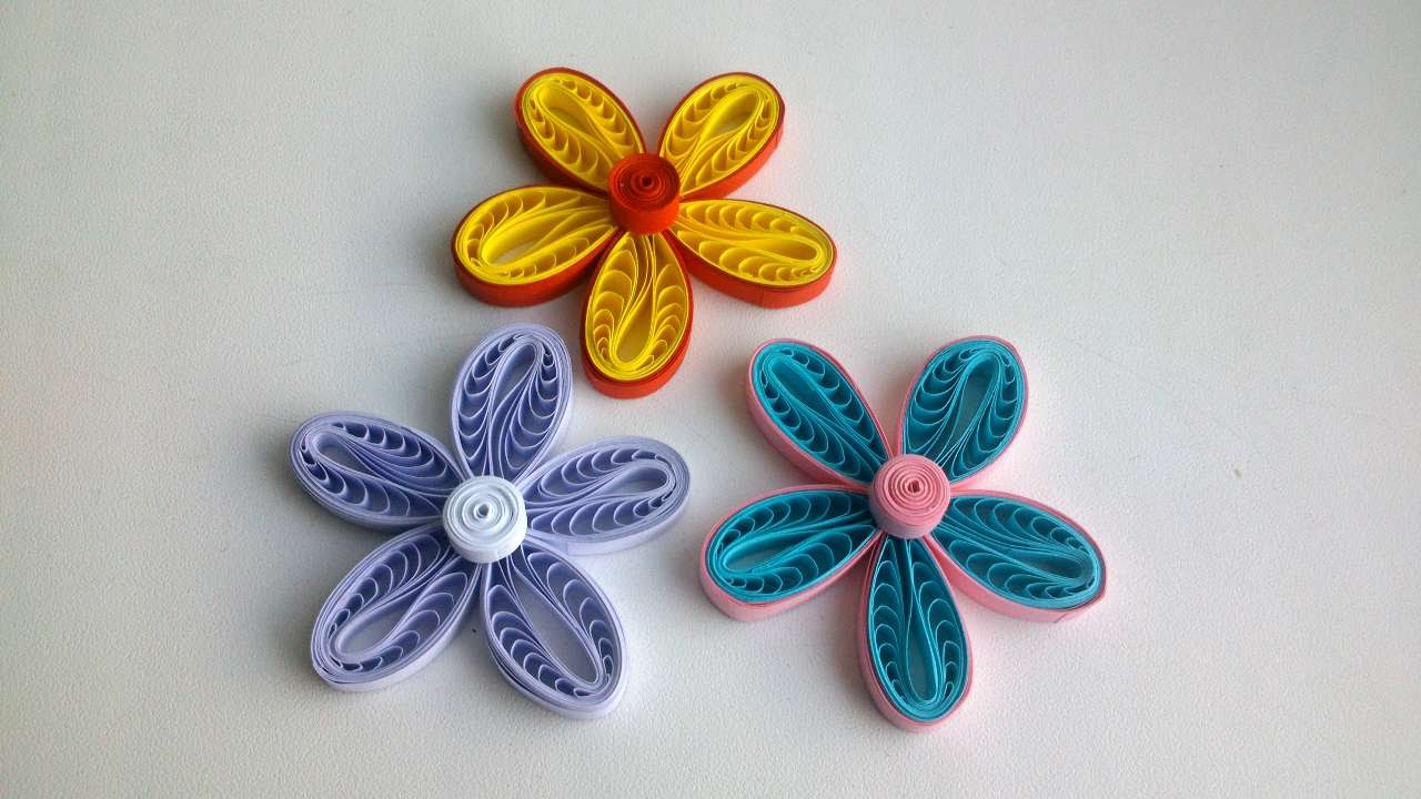 How To Make A Quilling Flower Decoration - DIY Crafts Tutorial ...