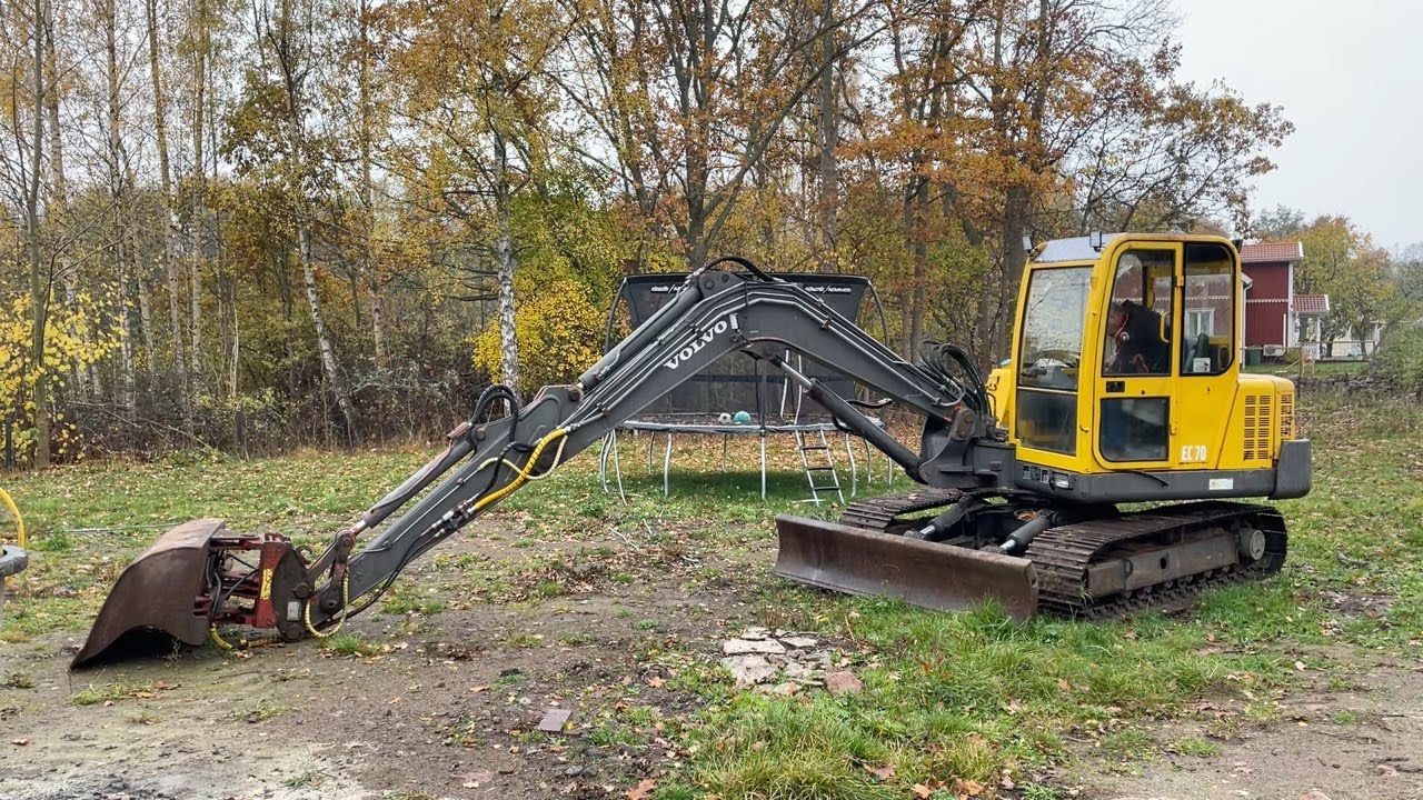 Köp Grävmaskin Volvo EC70 på Klaravik - YouTube