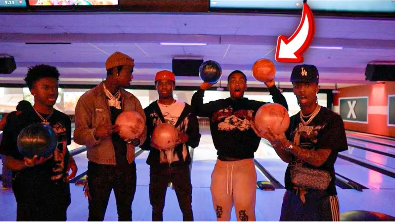 Went Bowling With The Gang Ft. Quan, Rah, Eli, Seanio - YouTube