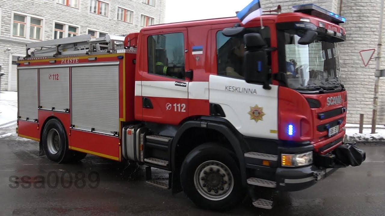 Scania 4x4 Fire truck responding in Tallinn [EE | 2.2018] - YouTube
