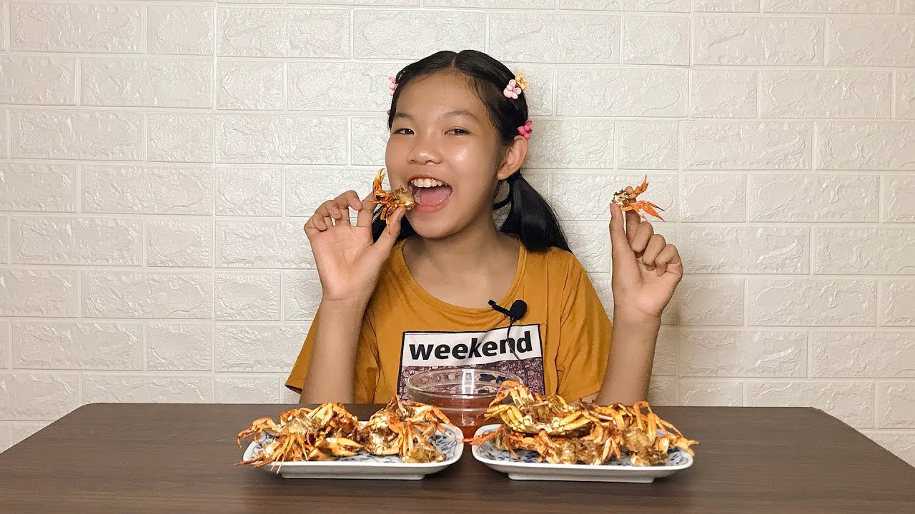 Baby Scab Fried Mukbang by Zaza yummy - YouTube
