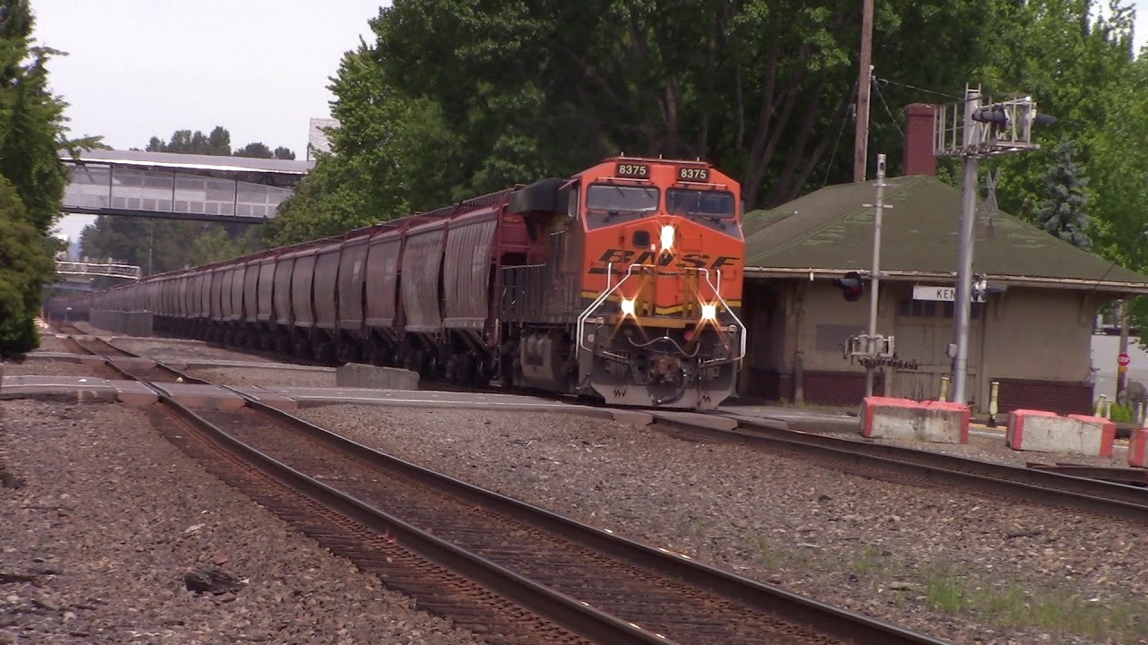 (BNSF 8375) Grain train #112 - YouTube