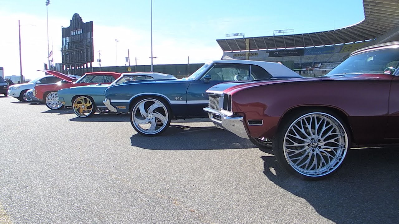Whip Caviar : Stunt Classic 8 Car Show Custom Cars Swervin' Stuntin ...
