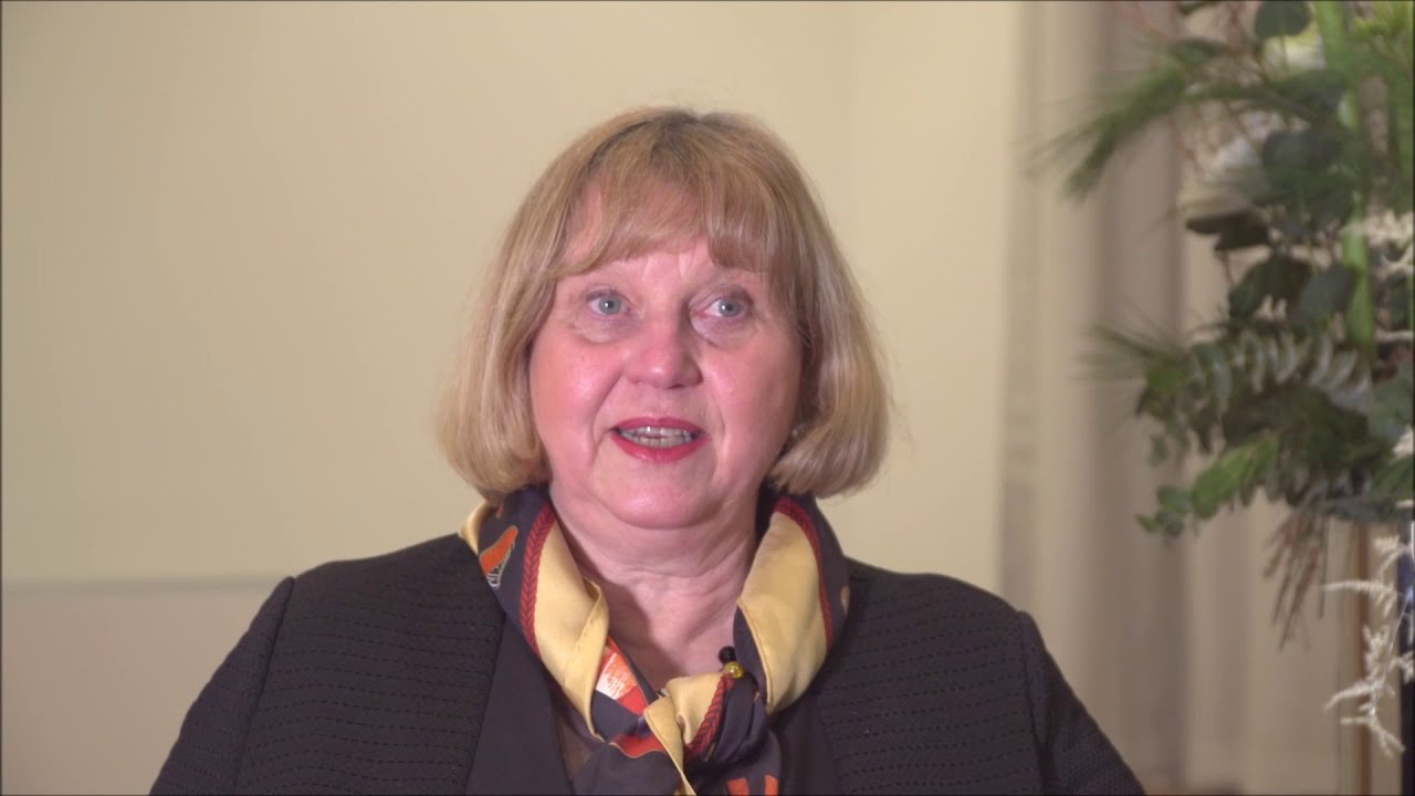 18. Türchen: Präsidentin der Universität Prof. Dr. Sabine Doering ...