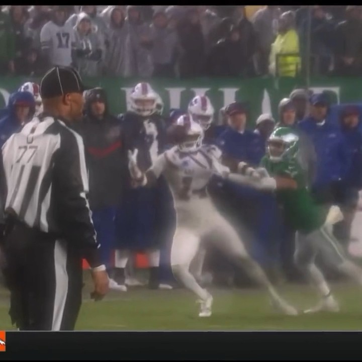 Refs Miss Holding Call On The Eagles Buffalo Bills Vs Philadelphia ...