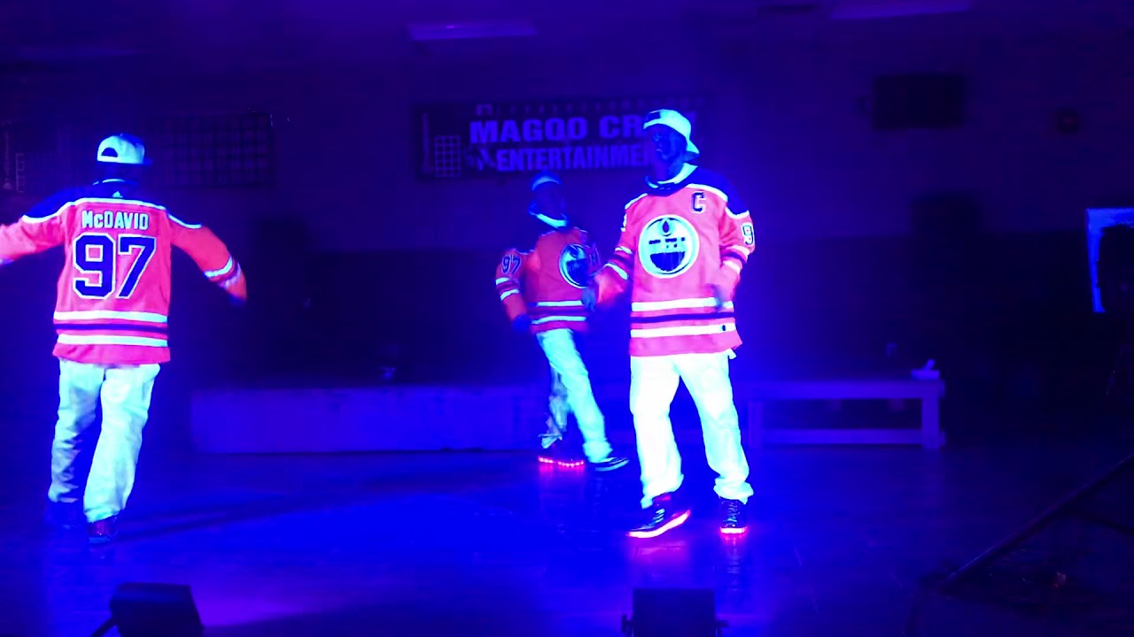 Magoo crew Performing in onionlake - YouTube