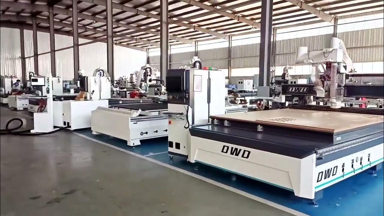 DWD CNC Nesting machine with side auto labeling. - YouTube