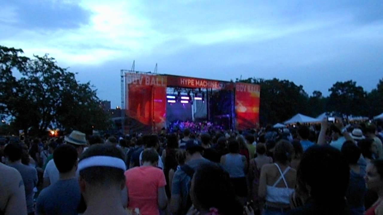Modest Mouse Fire it up - YouTube