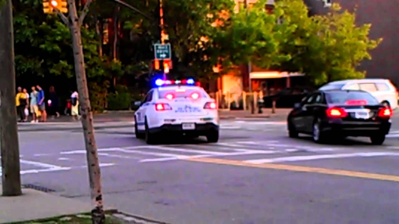NYPD ford taurus responding - YouTube