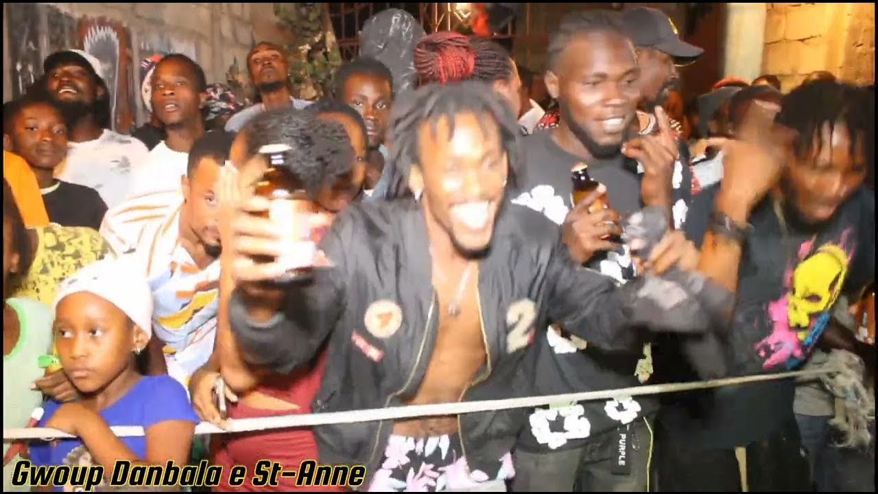 ti mesye ougan Papoute yo soti pou yo kraze vodou kay ougan Emil la plat vin gade koze mesye ...