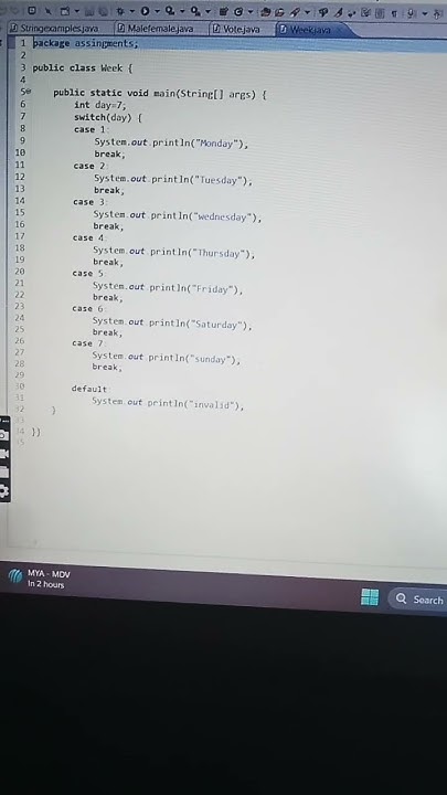 Week program using switch #java #week#switchcase - YouTube