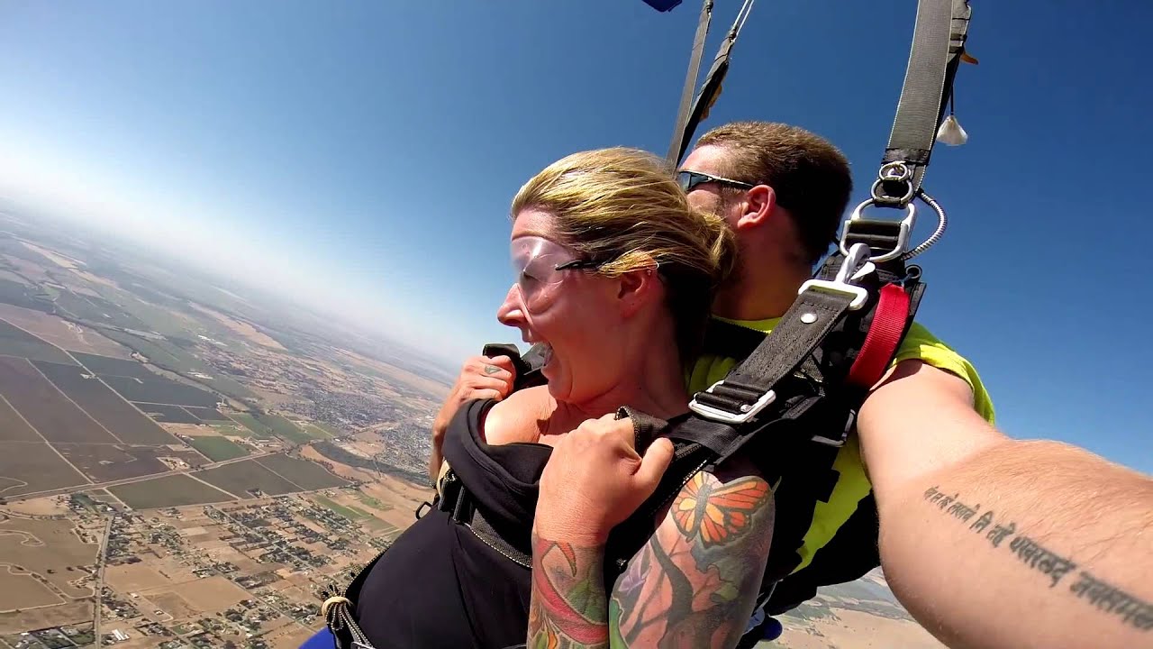 Handycam Skydive! - YouTube