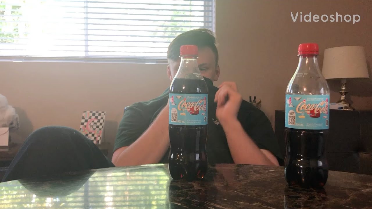 Jordan and squad leader taste test coca cola Dreamworld - YouTube