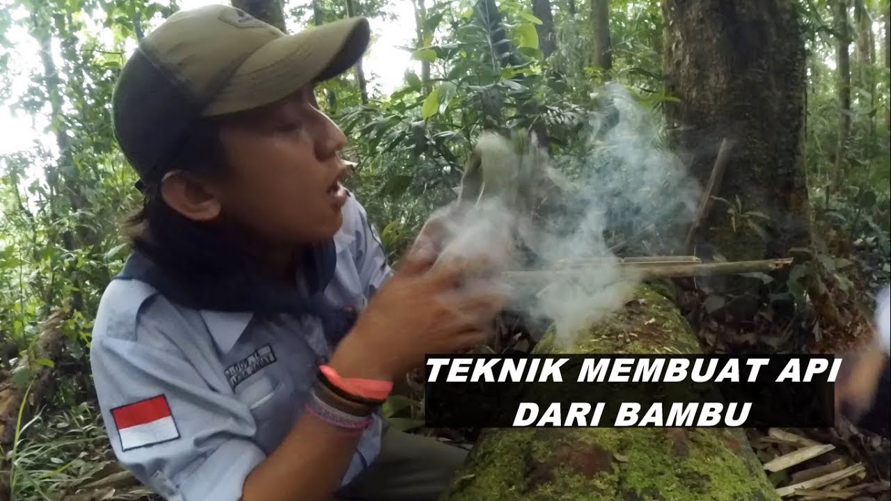 BUSHCRAFT TIPS : FIRE MAKING WITH BAMBOO FIRE SAW - YouTube