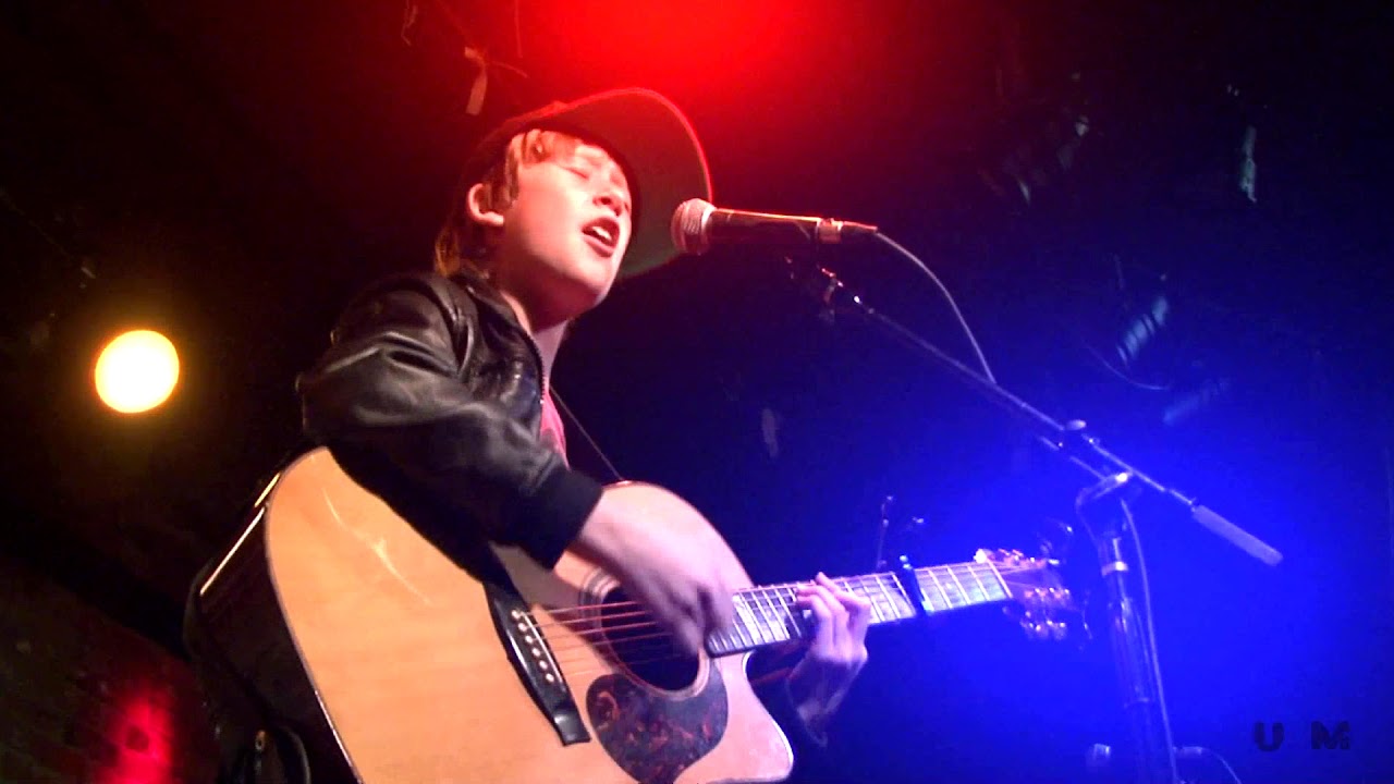 Lara, official song of Ky Baldwin - YouTube