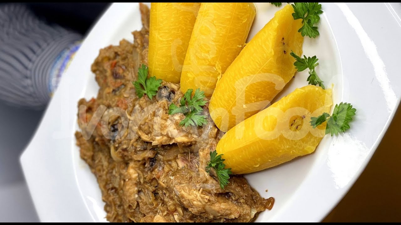 Recette Ivoirienne | Akpessi de Banane au Poisson - YouTube