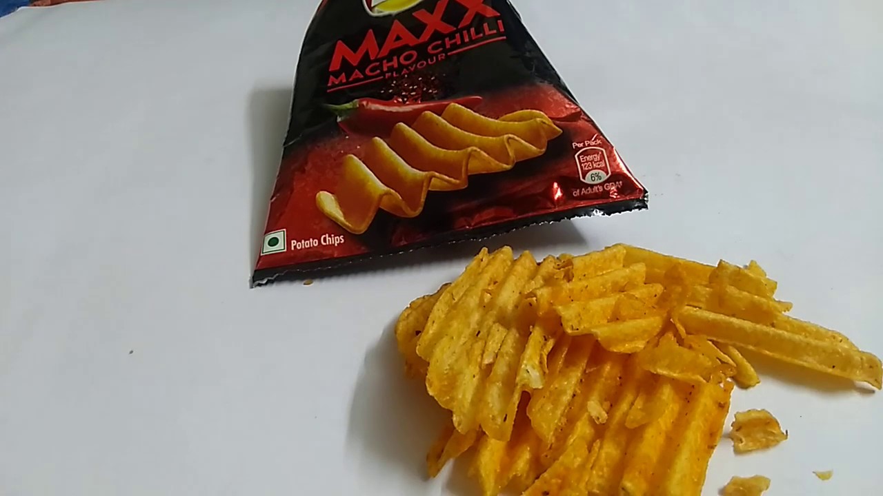 Lays Maxx Macho chilli potato chips review , lays video - YouTube