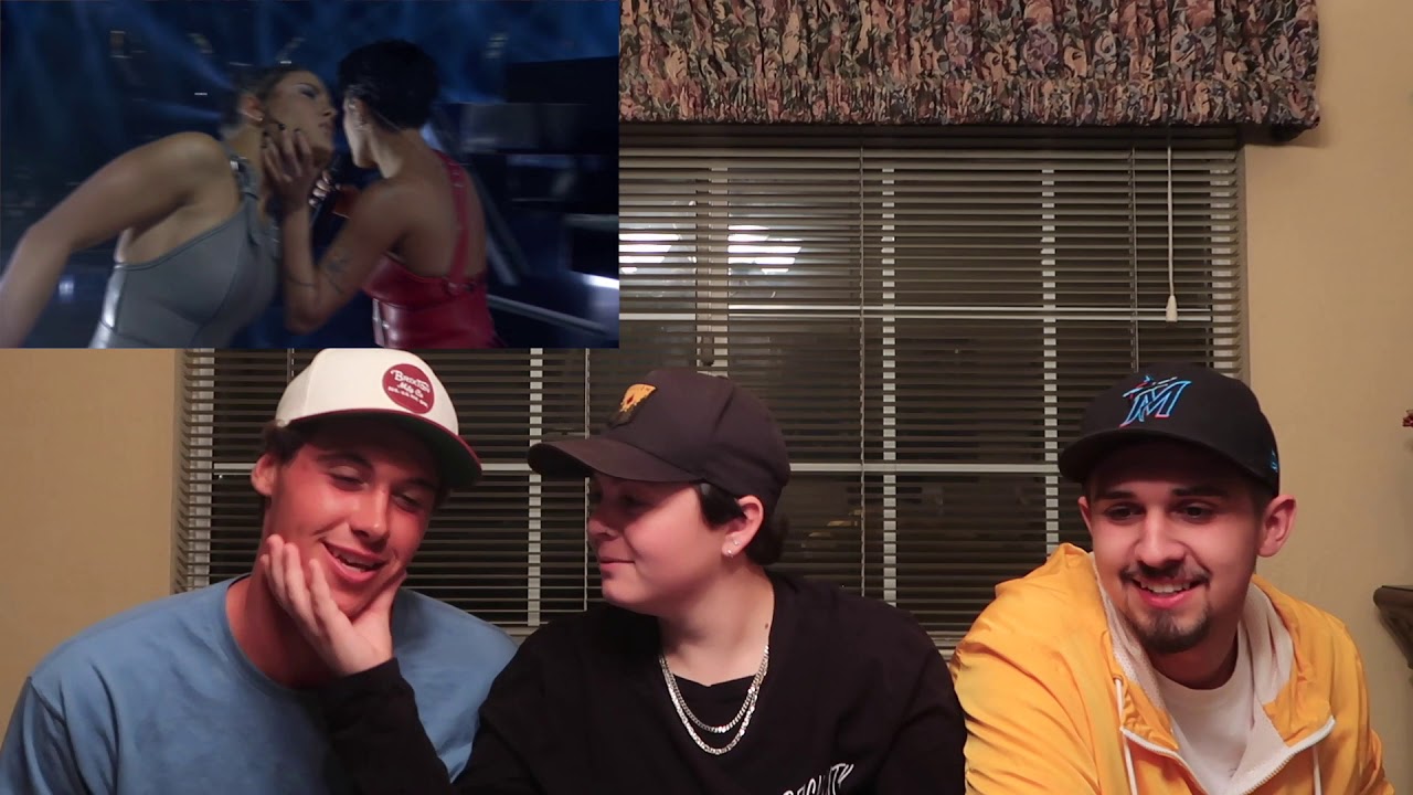 Halsey - Without Me (Live From The Billboard Music Awards) *LIT ...