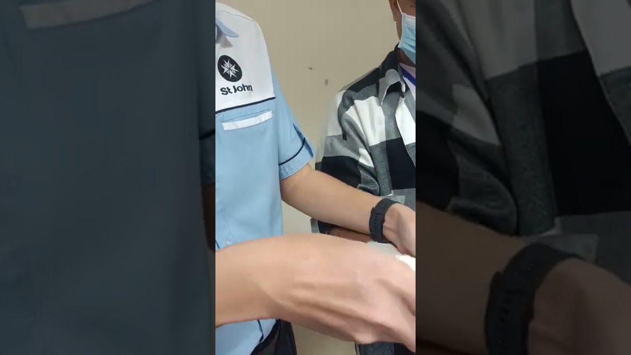 HOW TO APPLY DIRECT PRESSURE - YouTube