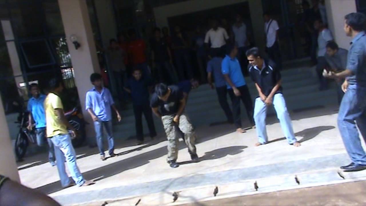 Making of the Batch Video - Enite2013 - 09' Batch - ENTC , UOM - YouTube