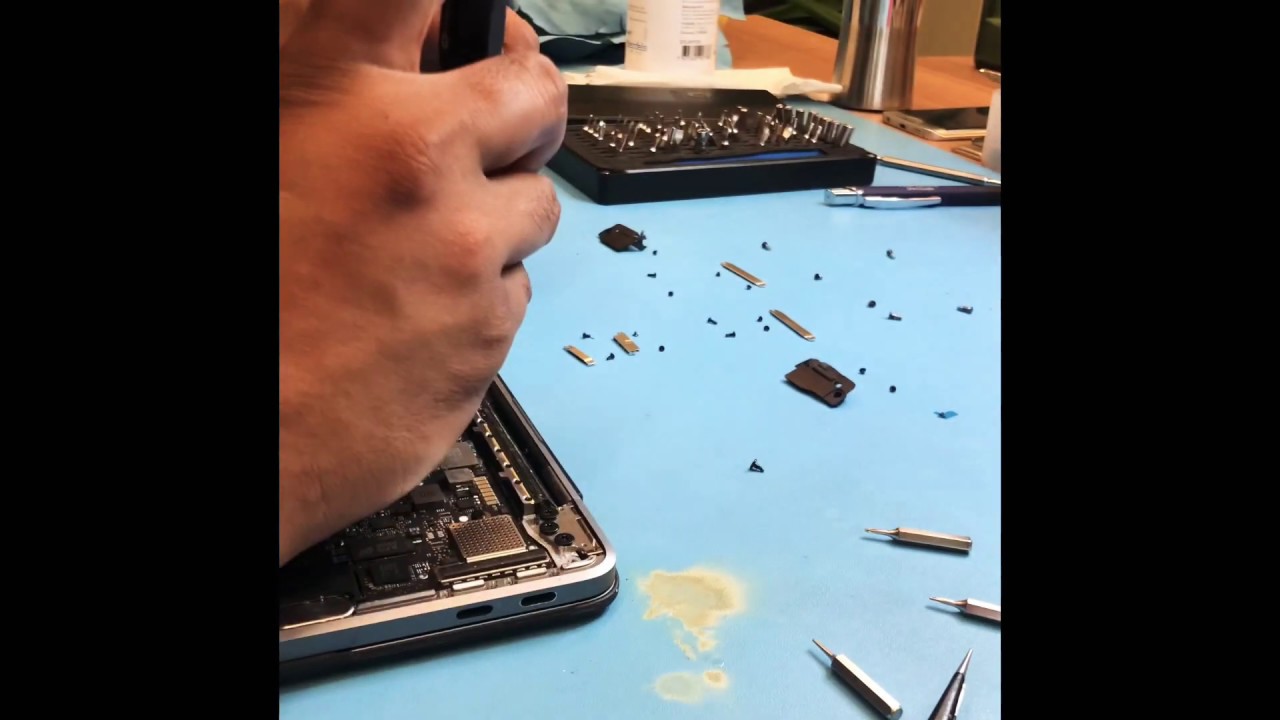MacBook Pro 13 Retina Repair - YouTube