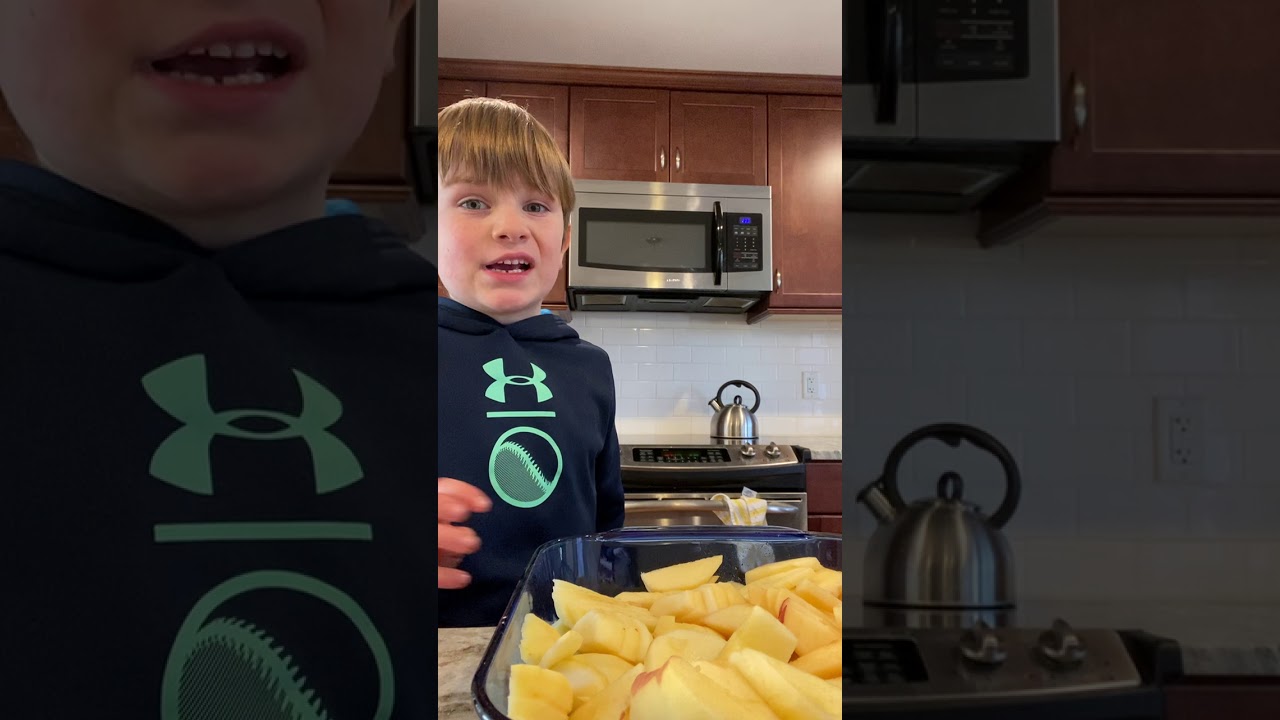 Cooking with Danny- Apple Crisp - YouTube