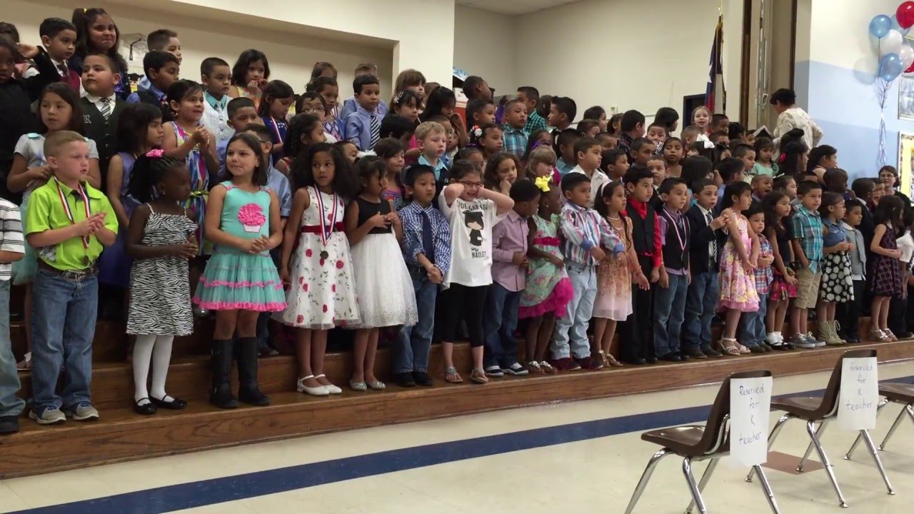 Molly's Kinder Graduation - YouTube