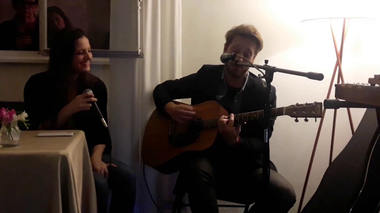 Qué estamos esperando para recibir amor por Alan Soria y Agustina ...