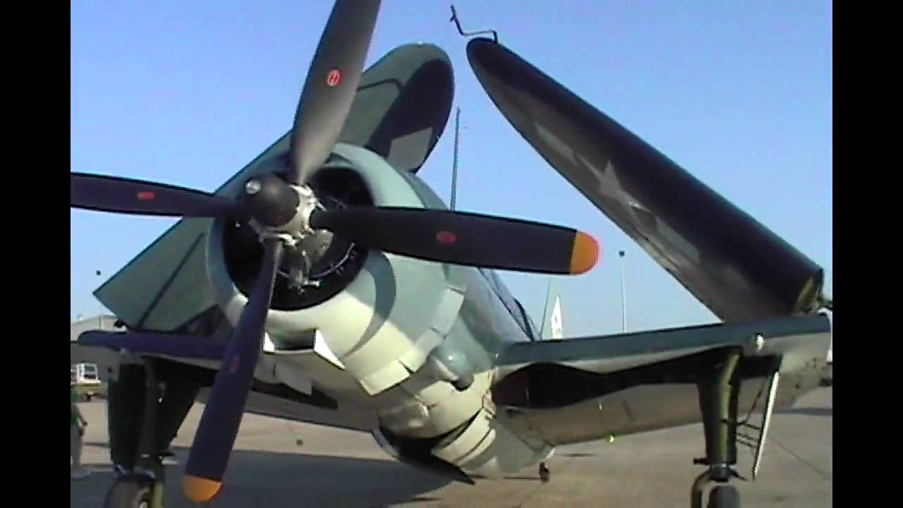 Indy '07 Static display aircraft - YouTube