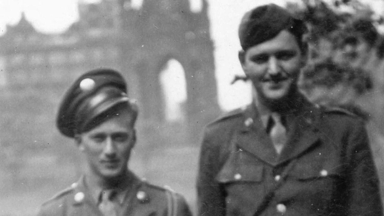 The Life of a World War II Soldier As Seen Through His Camera - YouTube