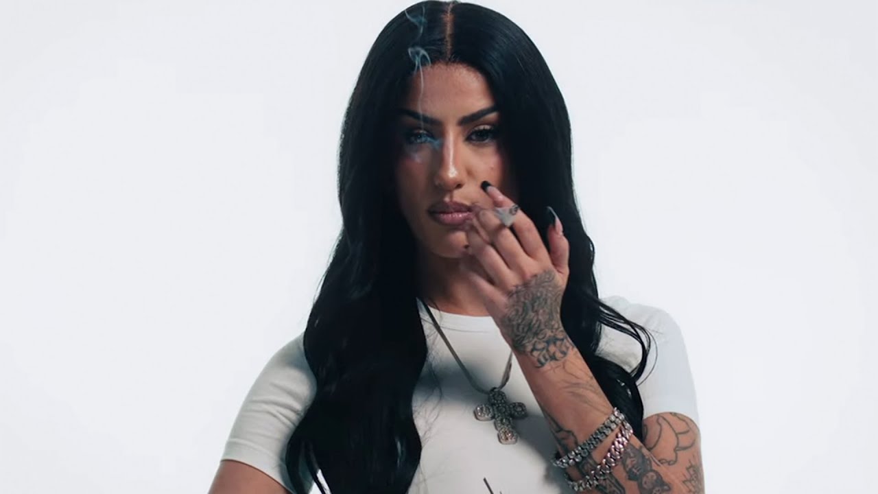 Albany, West Dubay - ALAS DE UN ANGELITO (Visualizer) - YouTube