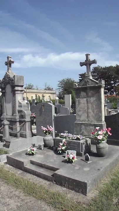 Villeurbanne - Ancien cimetière de Cusset15#Shorts - YouTube