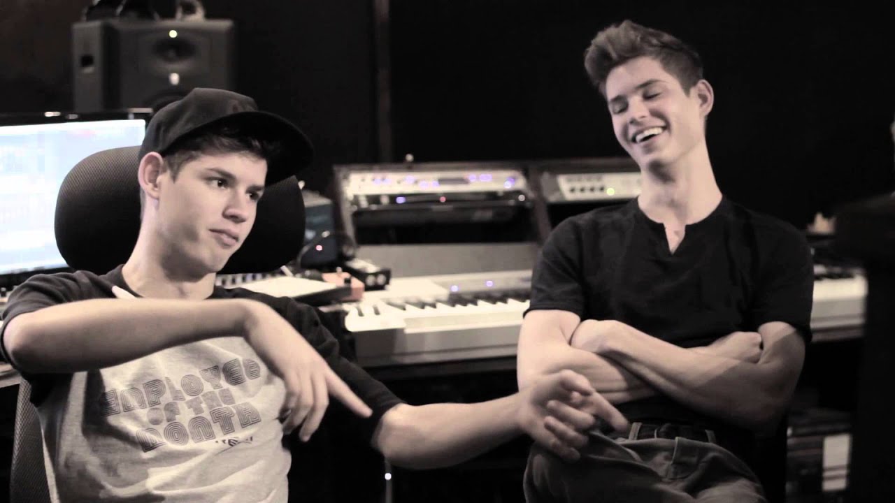 Meet... The George Twins - YouTube