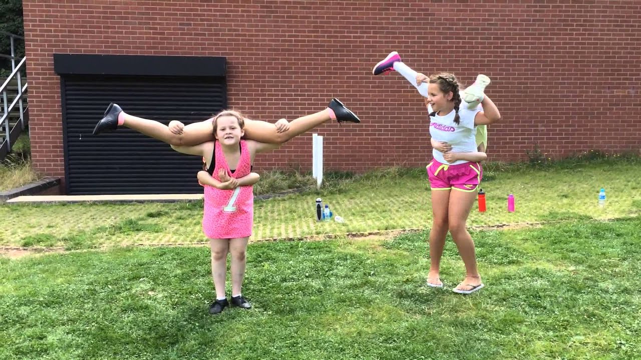 Dance acrobatics lift straddle upside down - YouTube