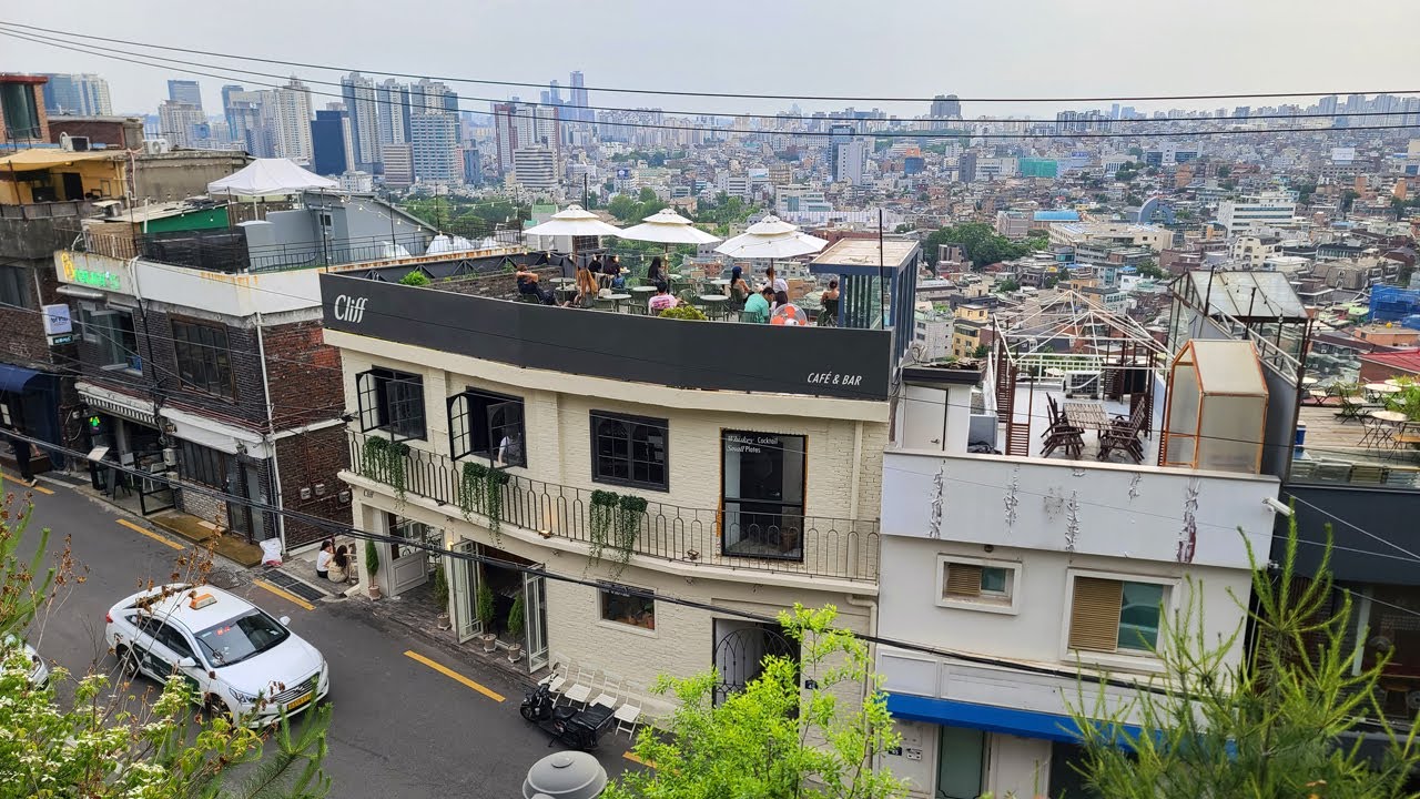 Seoul Walk, Haebangchon & Gyeongnidan-gil, Freedom Village near Itaewon ...