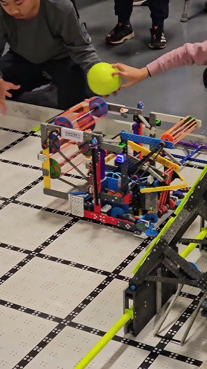 VEX IQ autonomous robot guide - YouTube